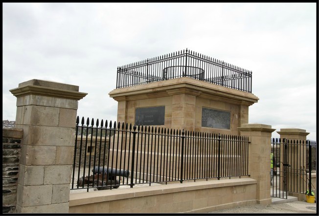 The Walker Memorial Plinth – Royal Bastion – The Rambling Wombat