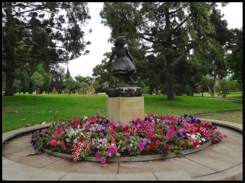Alice in (Rymill Park) Wonderland – The Rambling Wombat