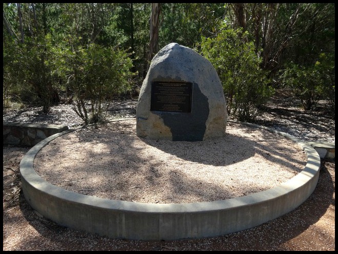 Air Disaster Memorial – The Rambling Wombat