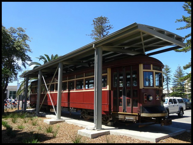 The Red Rattler – Tram – The Rambling Wombat